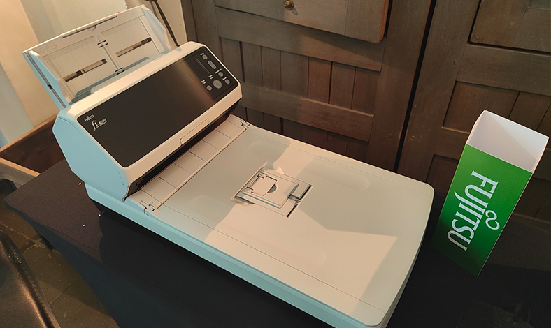 Fujitsu FI 8000 Series, Scanner Super Cepat Dibuat di Indonesia | Pricebook